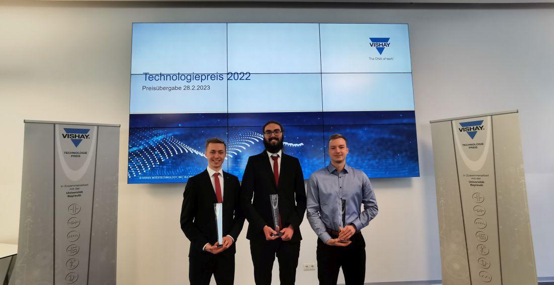 Vishay Technology Award to outstanding students