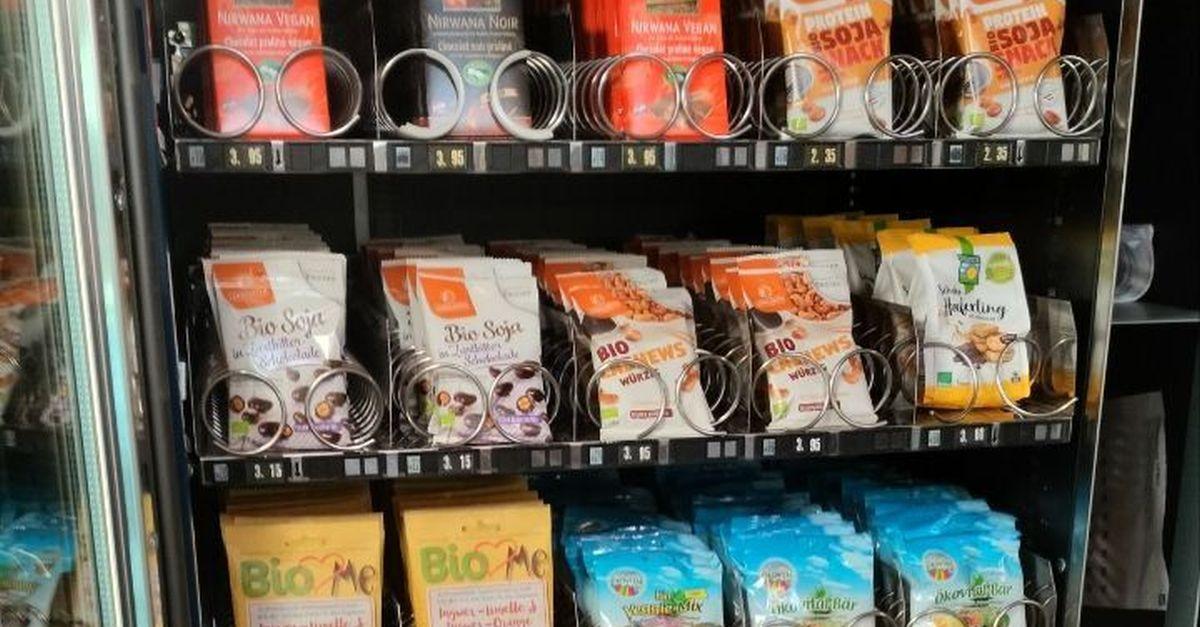 Erster Automat mit Bio-Snacks aufgestellt